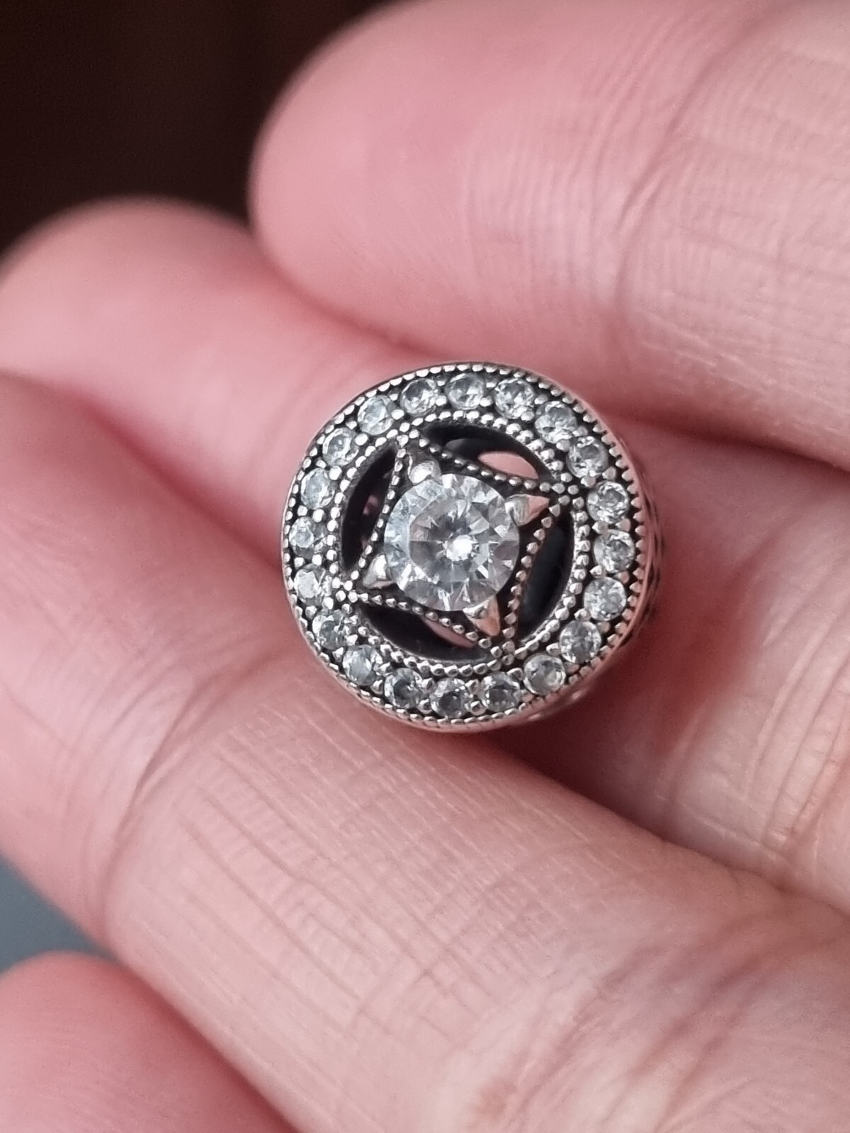 Genuine Pandora Sparkling Levelled Round charm ALE S9… - Gem