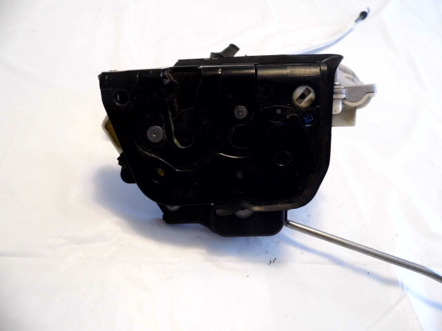 2005 AUDI A6 DOOR LATCH / LOCK w/ BOWDEN CABLE - 4F1837016A | eBay