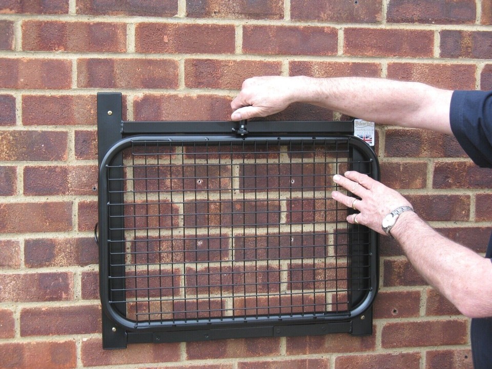 BikerTidy Motorcycle Motorbike Clothing jacket helmet storage rack ...