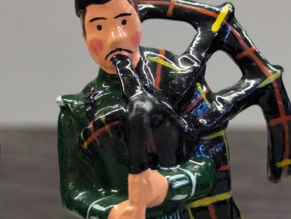 W Britain, The Hollow Cast Collection, Cameron Highlanders Band Set 3 ...