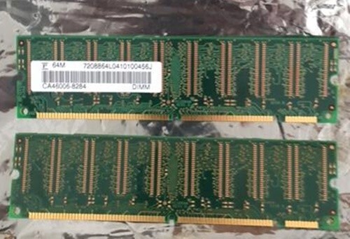 Two Memory Modules: RAM 64MB and 128MB, PC100-222-620, CL2 168-Pin DIMM ...