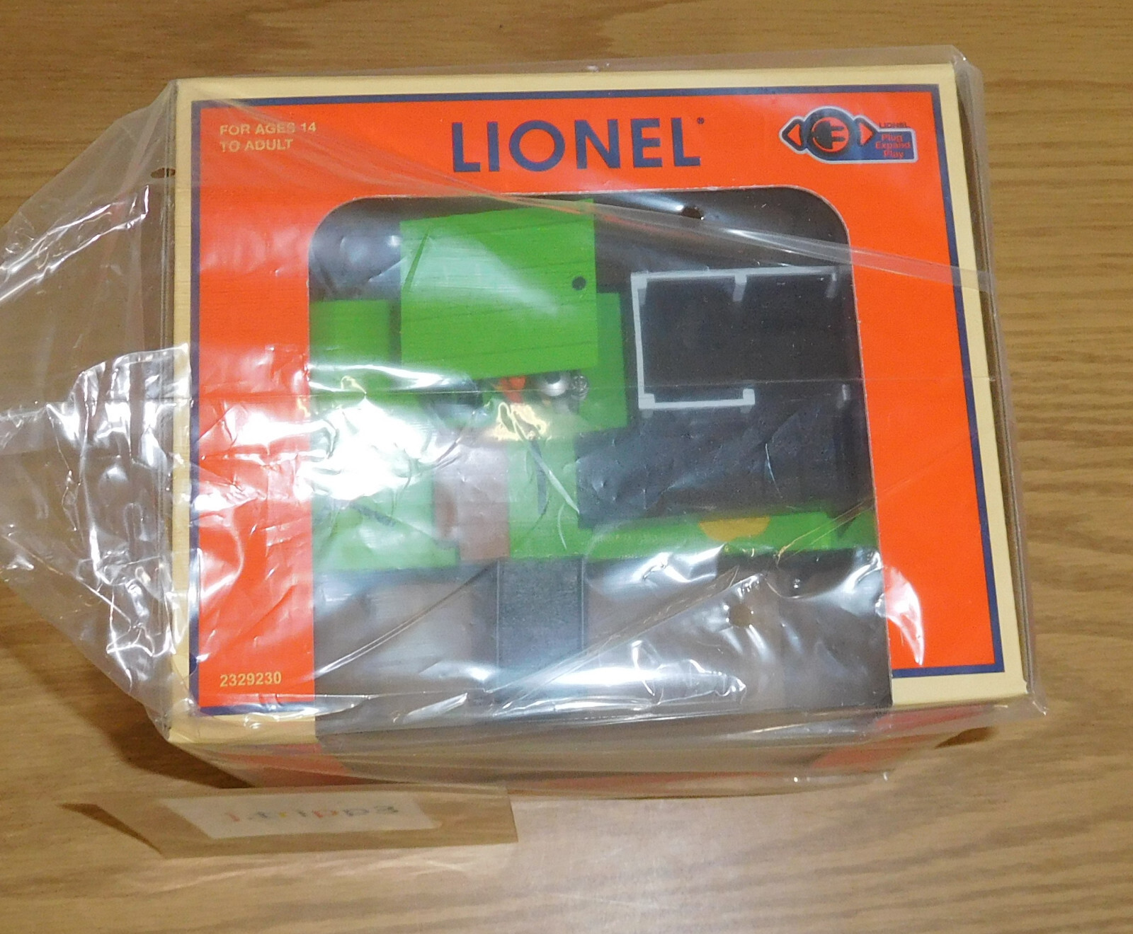 LIONEL 2329230 ALIEN AREA 51 HAZARDOUS MATERIALS BARREL LOADER ...