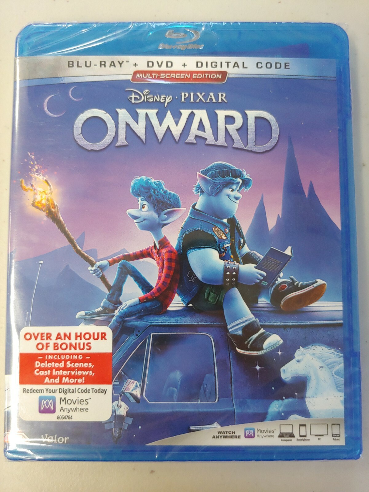Onward (Blu-Ray & DVD, 2020) Disney Pixar Tom Holland Chris Pratt kids ...