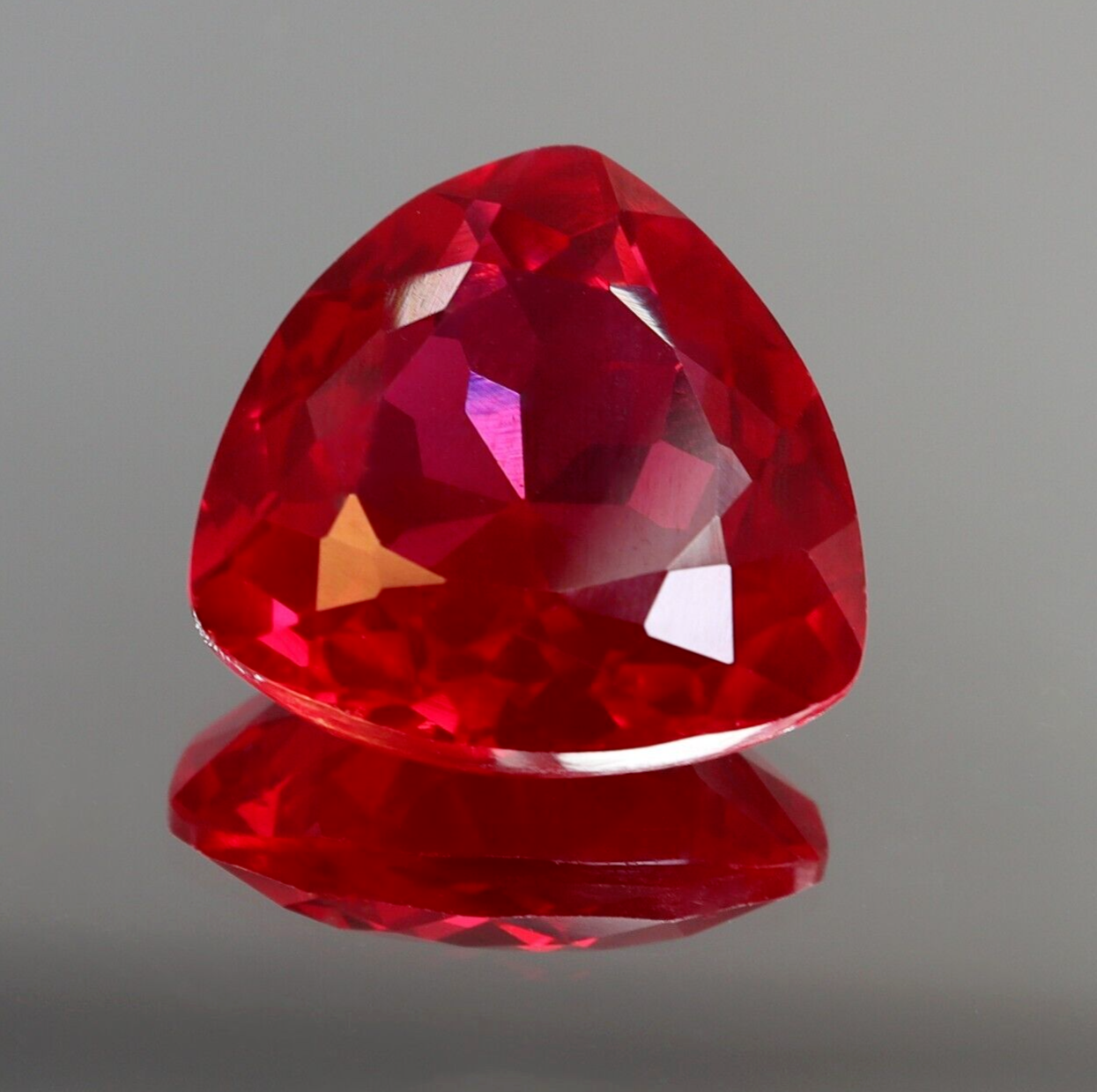 14.80 Ct Natural Trillion Red Ruby 14mm Faceted Cut Certified Loose ...
