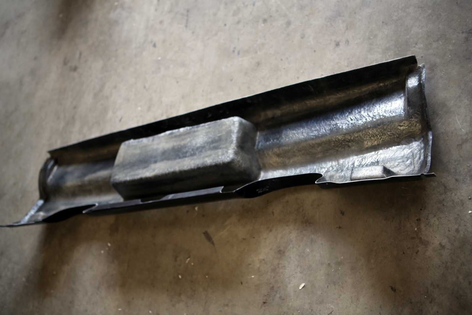 FPV/FORD FG UTE REAR BUMPER INFILL DUAL/TWIN EXHAUST OUTLET/XR TURBO ...