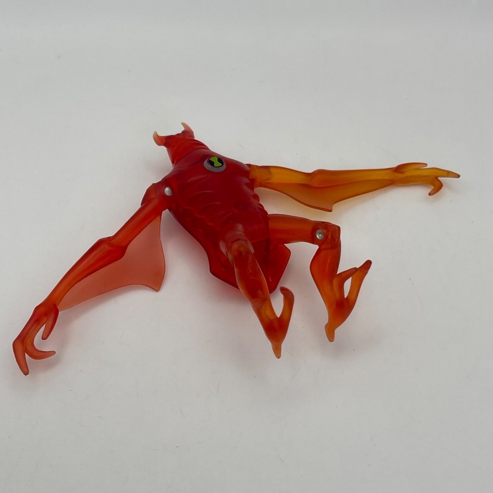 Ben 10 Ultimate Alien Jetray Action Figure Translucent Red Wings ...