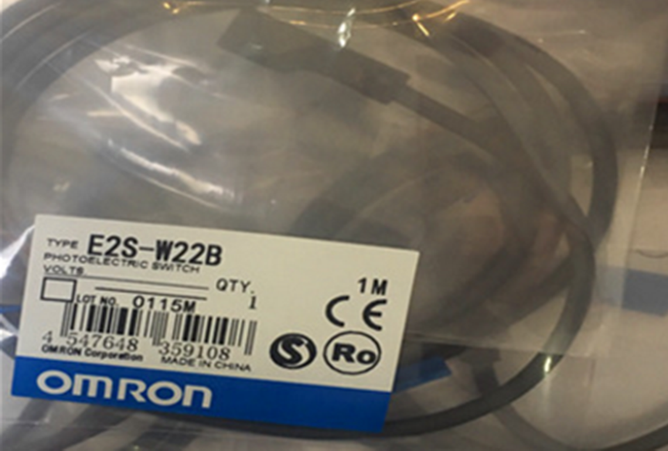 1PC Omron E2S-W22B Proximity Senser Switch Cable E2SW22B New One Year ...
