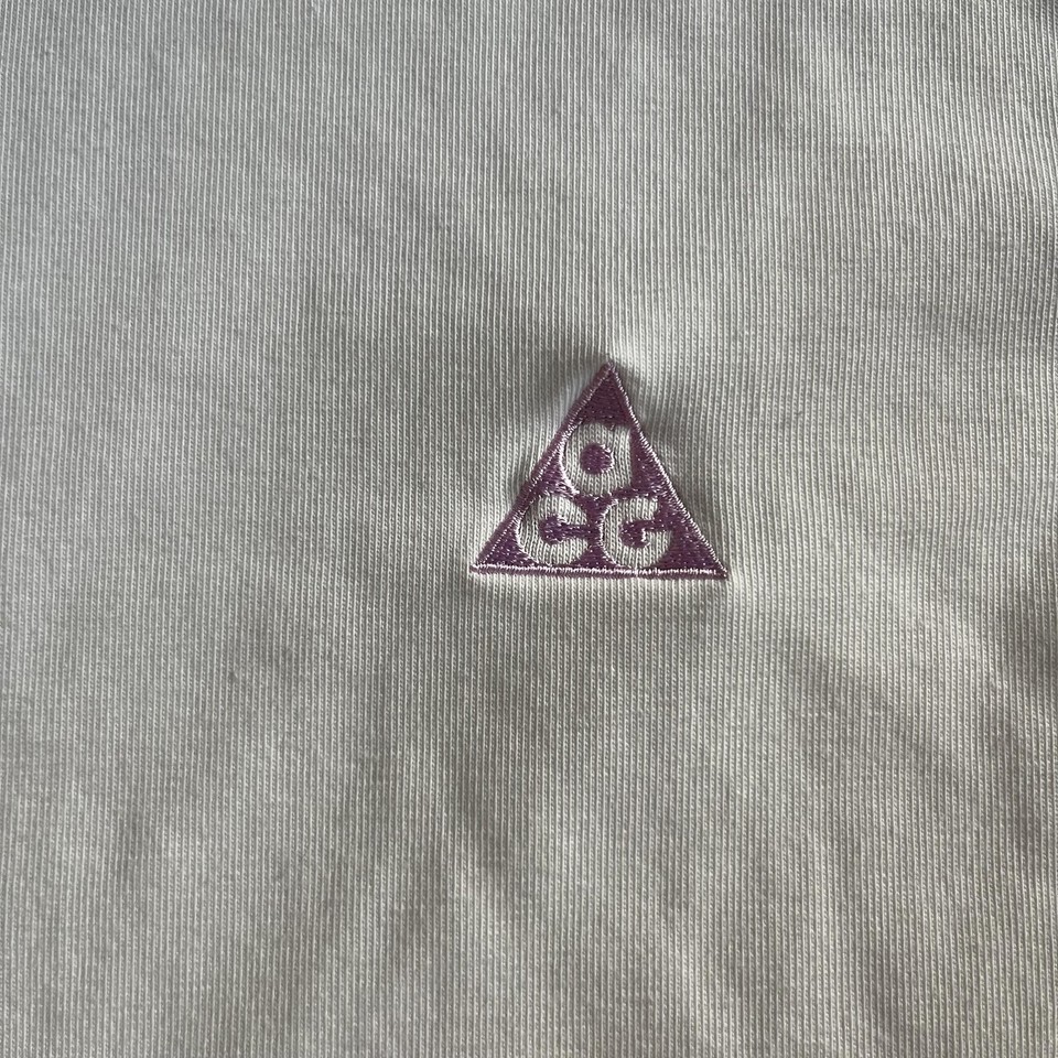 Nike ACG Shirt Mens Small White Embroidered Triangle Logo Streetwear T ...