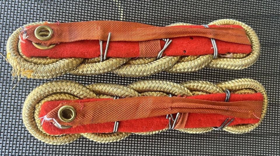 WW2/Vietnam Australia Army Captain Uniform Shoulder Boards. Officer ...
