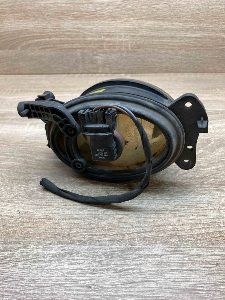 A1698201556 0305077001 OE Mercedes Benz W169 Front Fog Light Left Right ...
