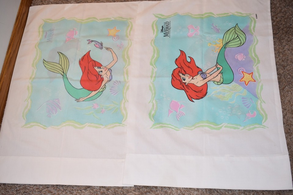 j9 !WOW! 1 Vintage Disney THE LITTLE MERMAID Ariel Reversible Pillow ...