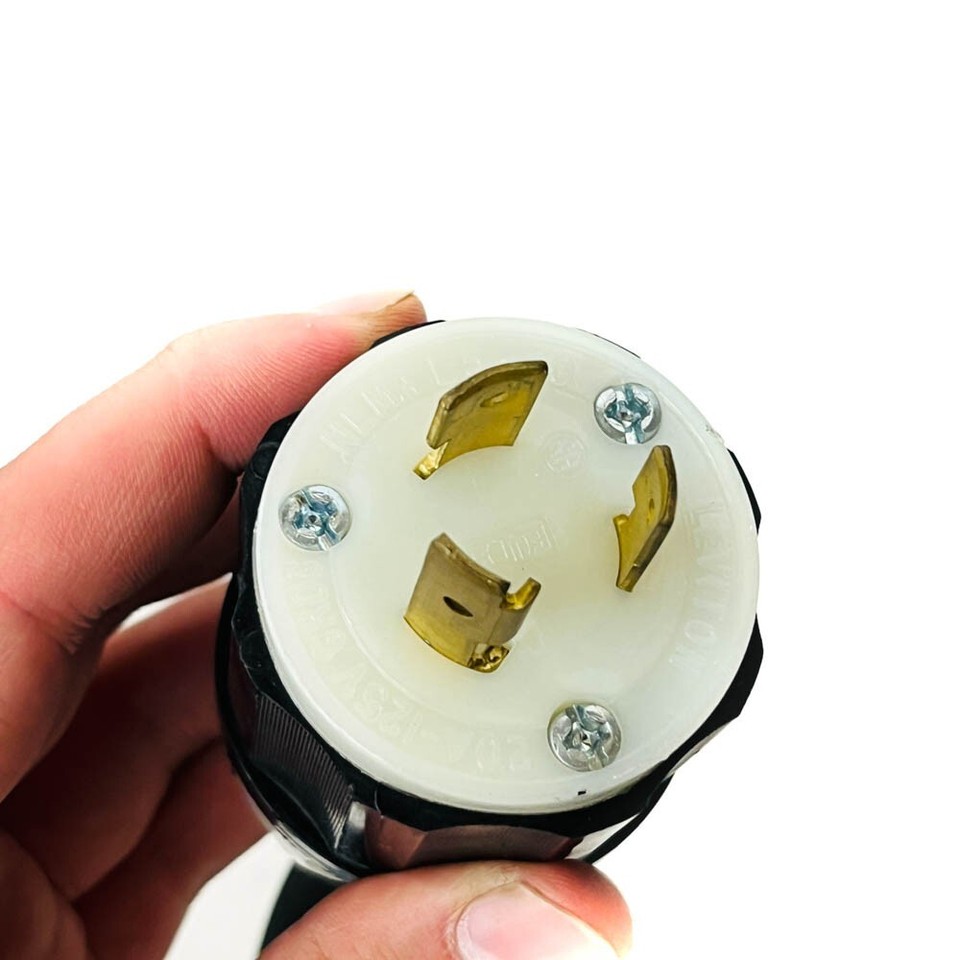 Leviton Colortran 1 kW TV Fresnel 100-515 Spot Studio Light 1000W ...