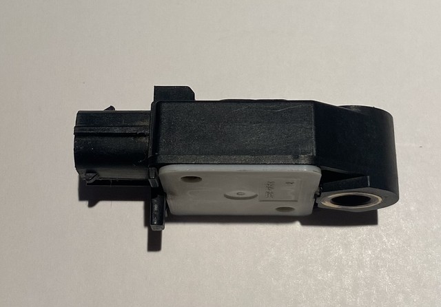 Toyota Crash Impact Front Sensor TRW 89173-02100 8917302100 for sale ...