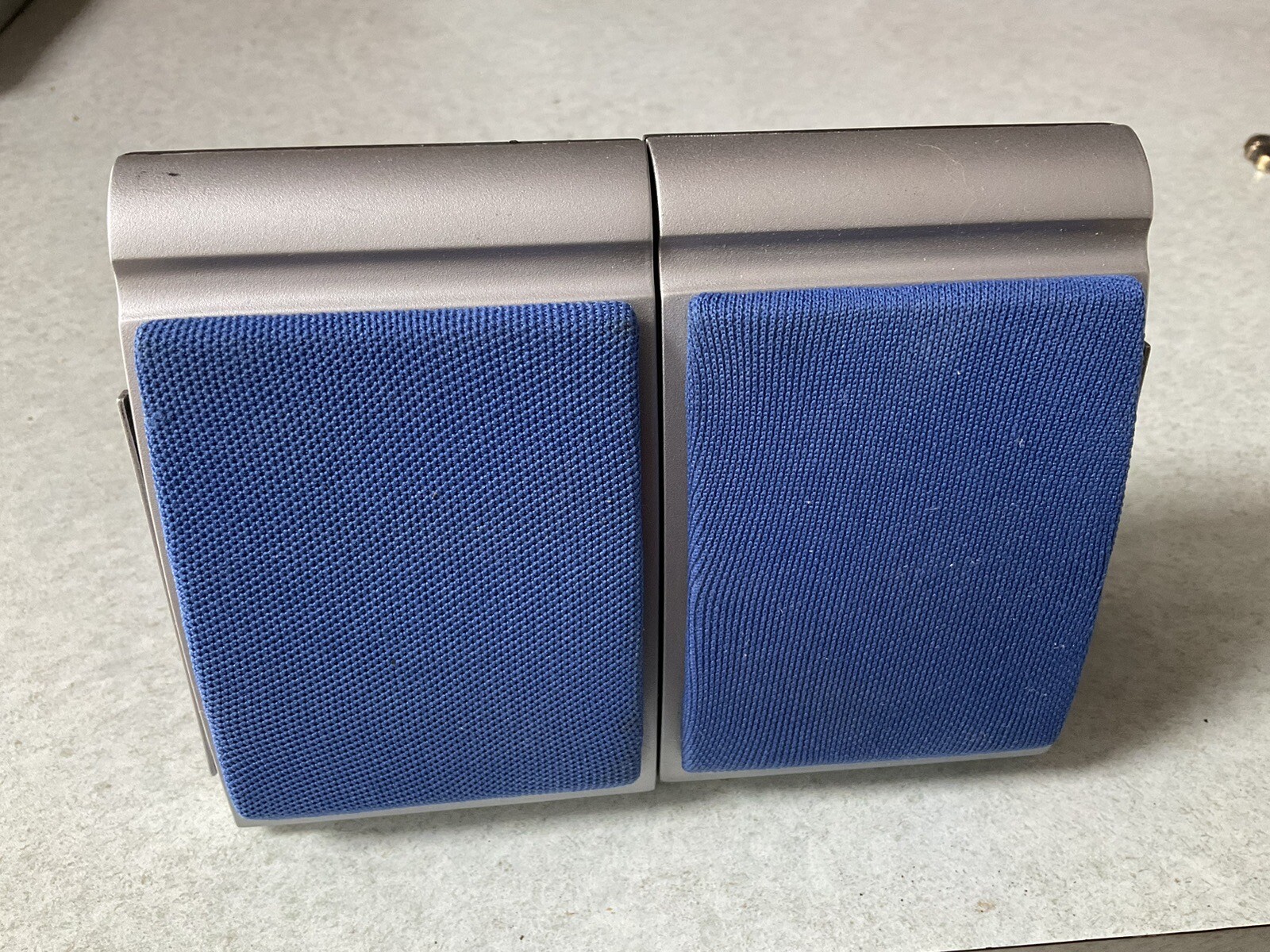 SPEAKERS ONLY For A Vintage TOZAI ATC-690 AM/FM LCD Alarm Clock Radio ...