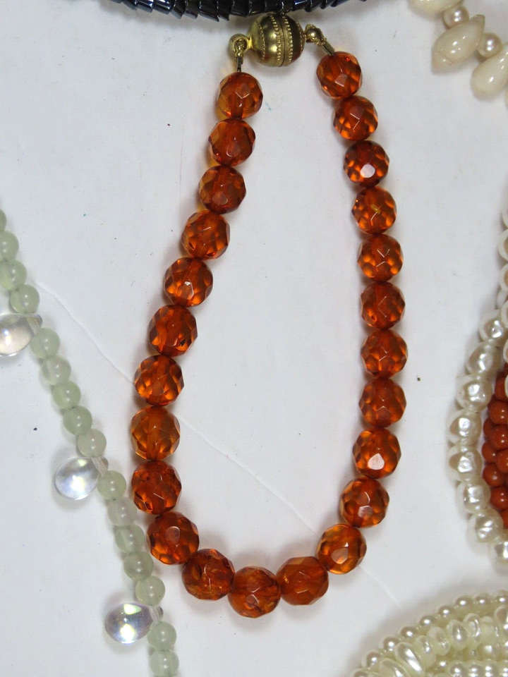 Vintage Necklace Lot Beaded Lucite Faux Pearl Glass Acrylic Huge Lot ...