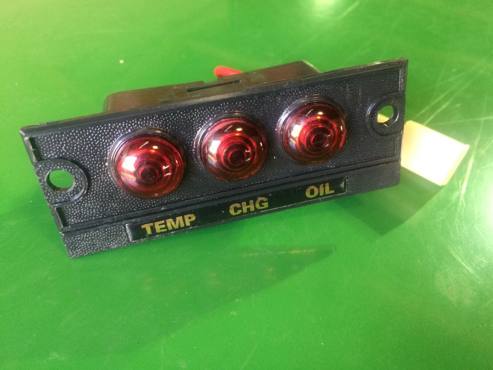 Indicator dash light assembly for John Deere 850,950,1050 CH11893 chg ...