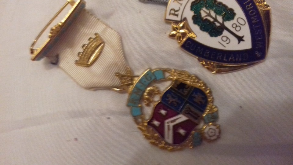 MASONIC BADGES, MEDALS, 1 MILITARY BADGE.. | eBay UK