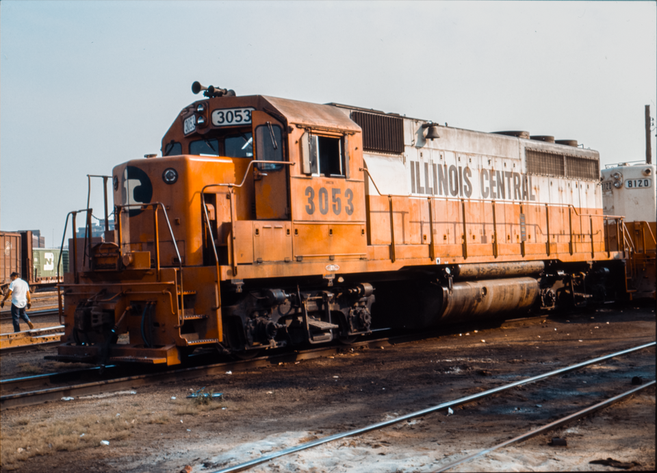 Illinois Central GP40 #3053 Large-Format Slide 8/22/76 Kansas City MO ...