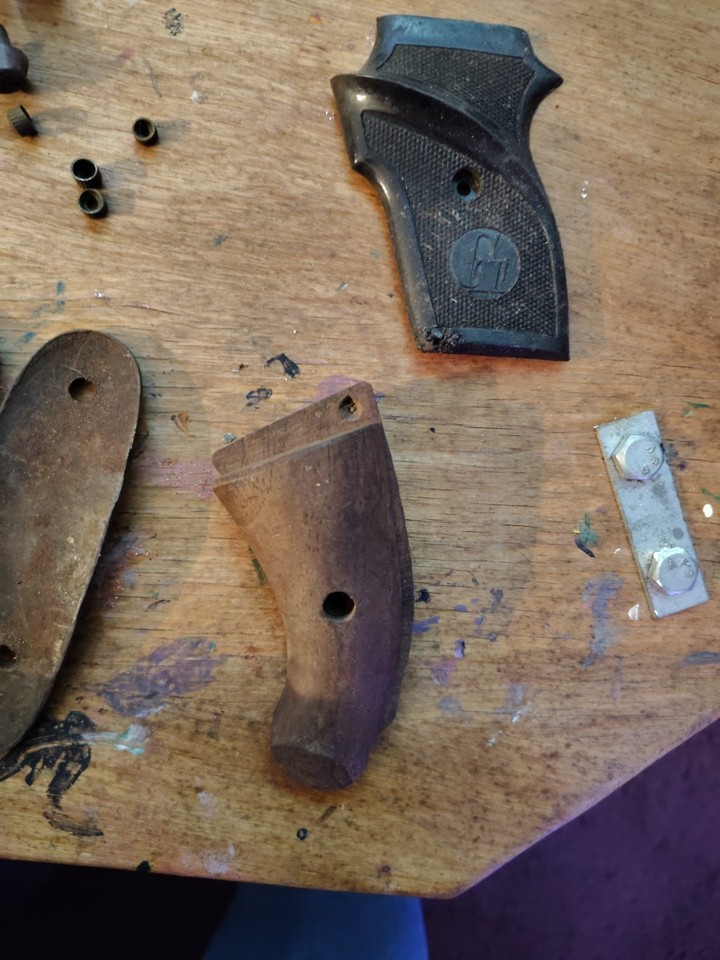 Lot Of Vintage Gun Butt plates Metal Hard To Find Rare And Grips ...