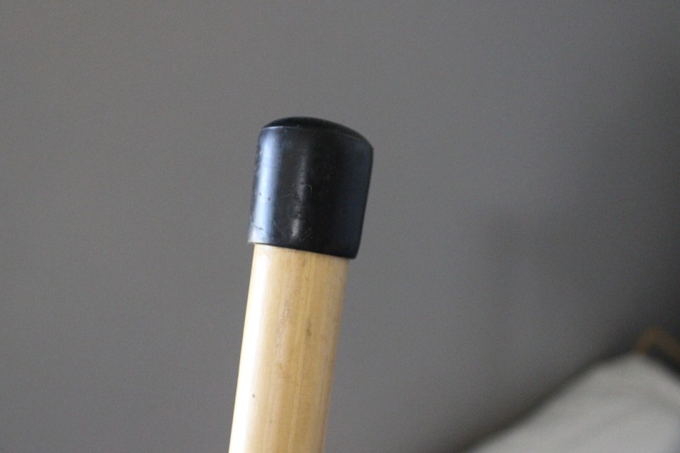 MEN'S KNOTTY PINE LIGHTWEIGHT WOOD WALKING CANE WITH RUBBER STOPPER 37 ...