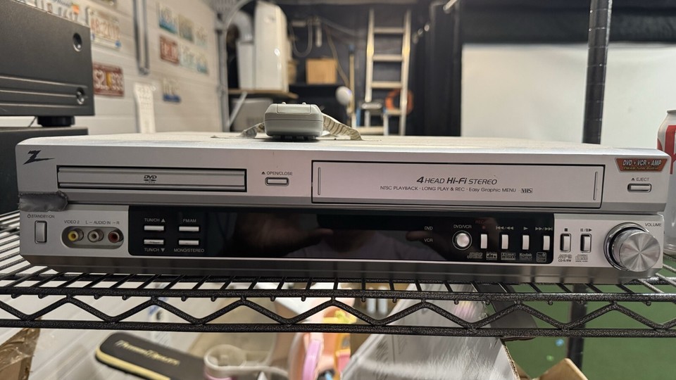 Zenith DVD VCR VHS Amplifier Receiver FM/AM Tuner Combo Zenith XBS444 w ...