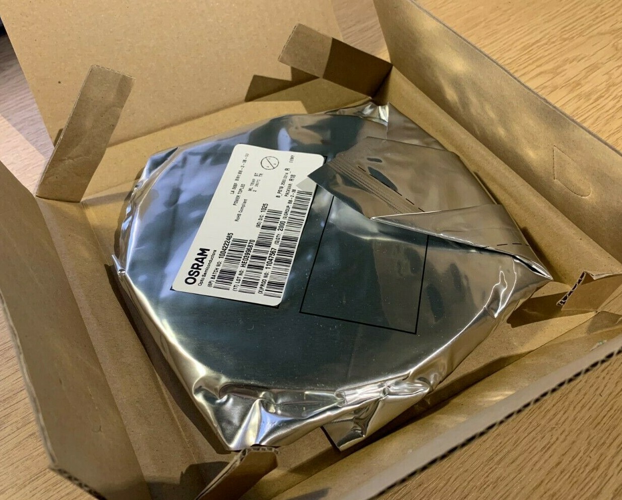 FULL REEL (2000PCS) - Osram LA E6SF Bin BB-2-3B-50 - POWER TOPLED ...