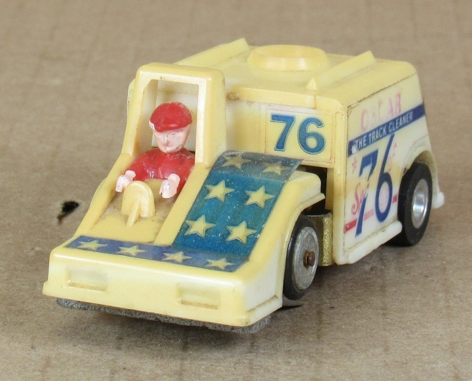 AJ's Oscar The Track Cleaner "Spirit of 76'" HO Slot Car (Yellowed) | eBay