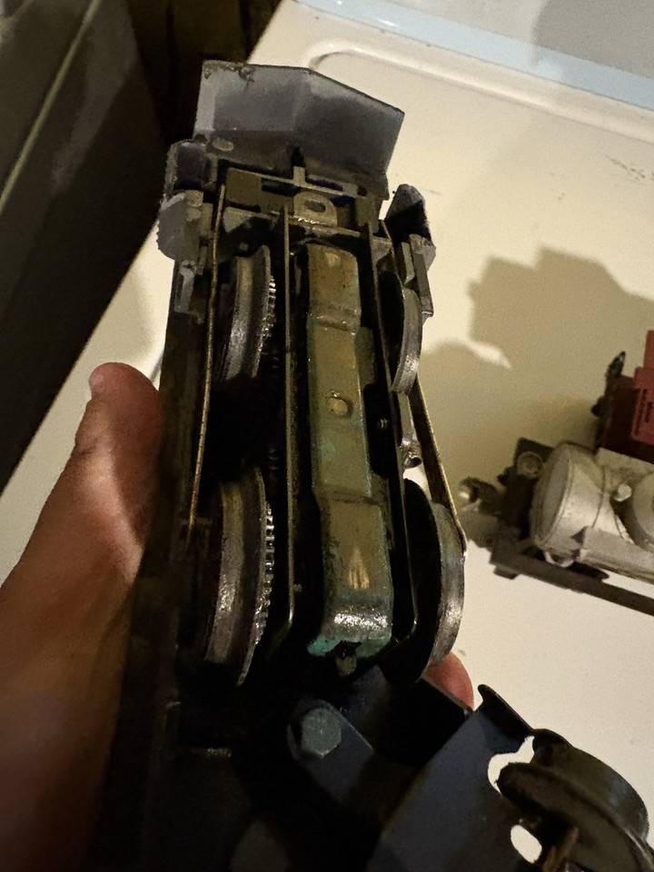 Lot Of 1 Marx Engine And 2 Lionel Cars For Parts Or Repair | eBay