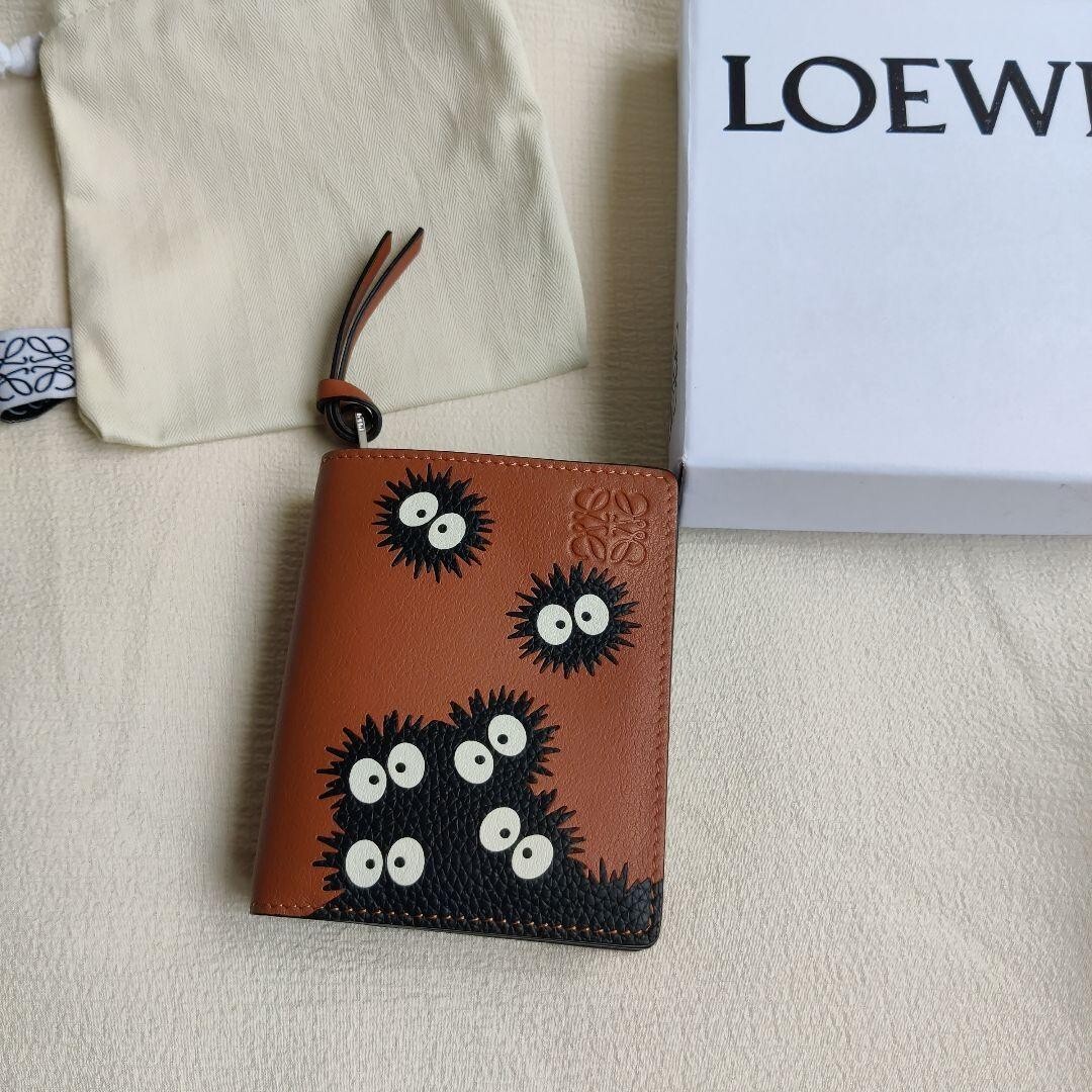 Loewe x Studio Ghibli My Neighbor Totoro folding wall… - Gem