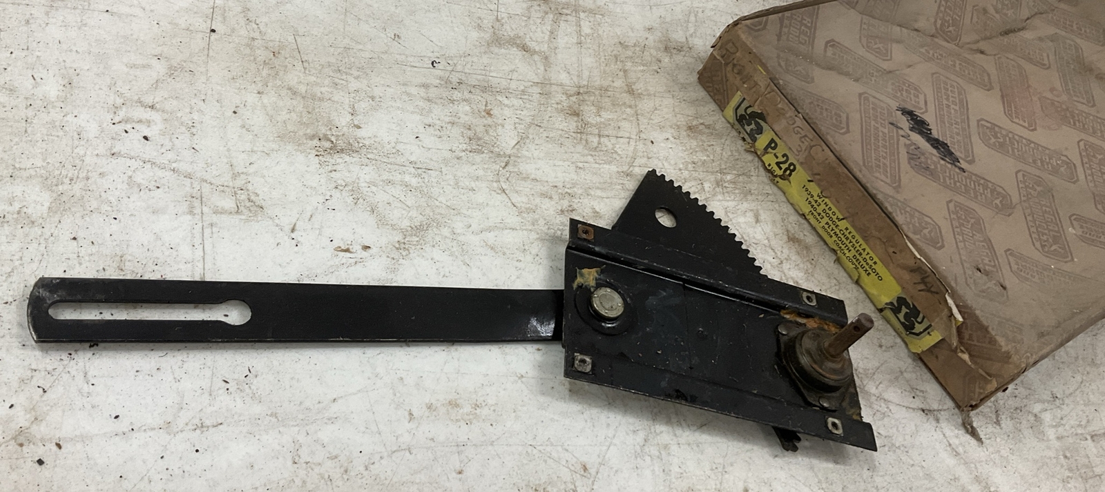 1939 1940 1941 1942 Dodge Plymouth Front Door Right Window Regulator ...