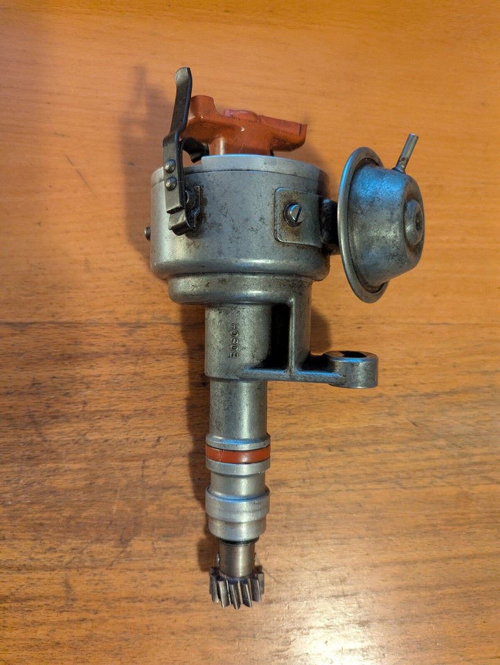 911 SC 3.0 Bosch Ignition Distributor 0 237 306 001 / Porsche 911SC ...