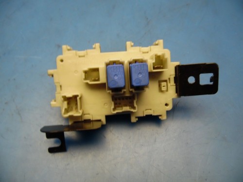 04-06 Nissan Maxima OEM in-dash fuse box with fuses and relays 2393 ...