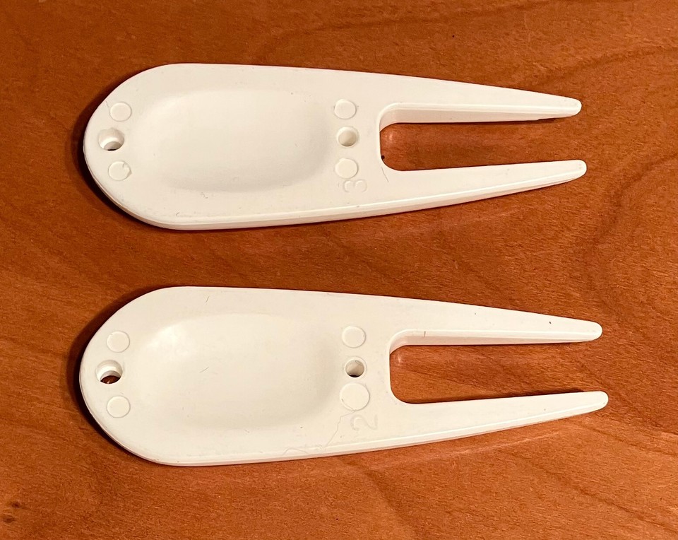 2 Burnt Store Country Club Vintage Older Logo Golf Ball Mark Divot ...