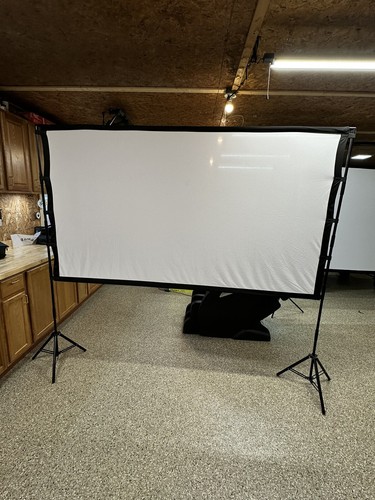 Projector Screen with Stand, Towond 100 inch Outdoor Projector Screen ...