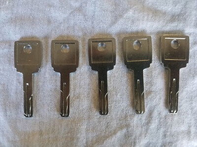 (5) Volvo Loader and Haul Truck Heavy Equipment Laser Cut Ignition Keys ...