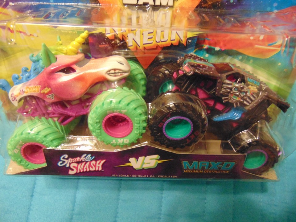 NITRO NEON 2023 SPIN MASTER Monster Jam 2-Pack SPARKLE SMASH & MAX-D | eBay