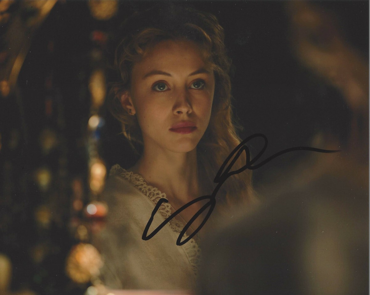 Sarah Gadon Ennemie