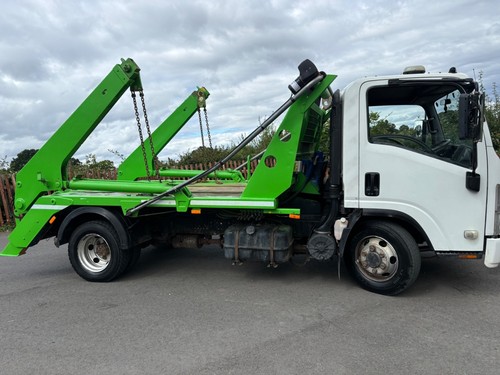 ISUZU TRUCKS FORWARD N75.190 7.5 ton skip lorry long test ready to go ...
