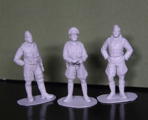 ICM 32101 German Luftwaffe Pilots 1/32 Scale Plastic Model Kit 3 ...