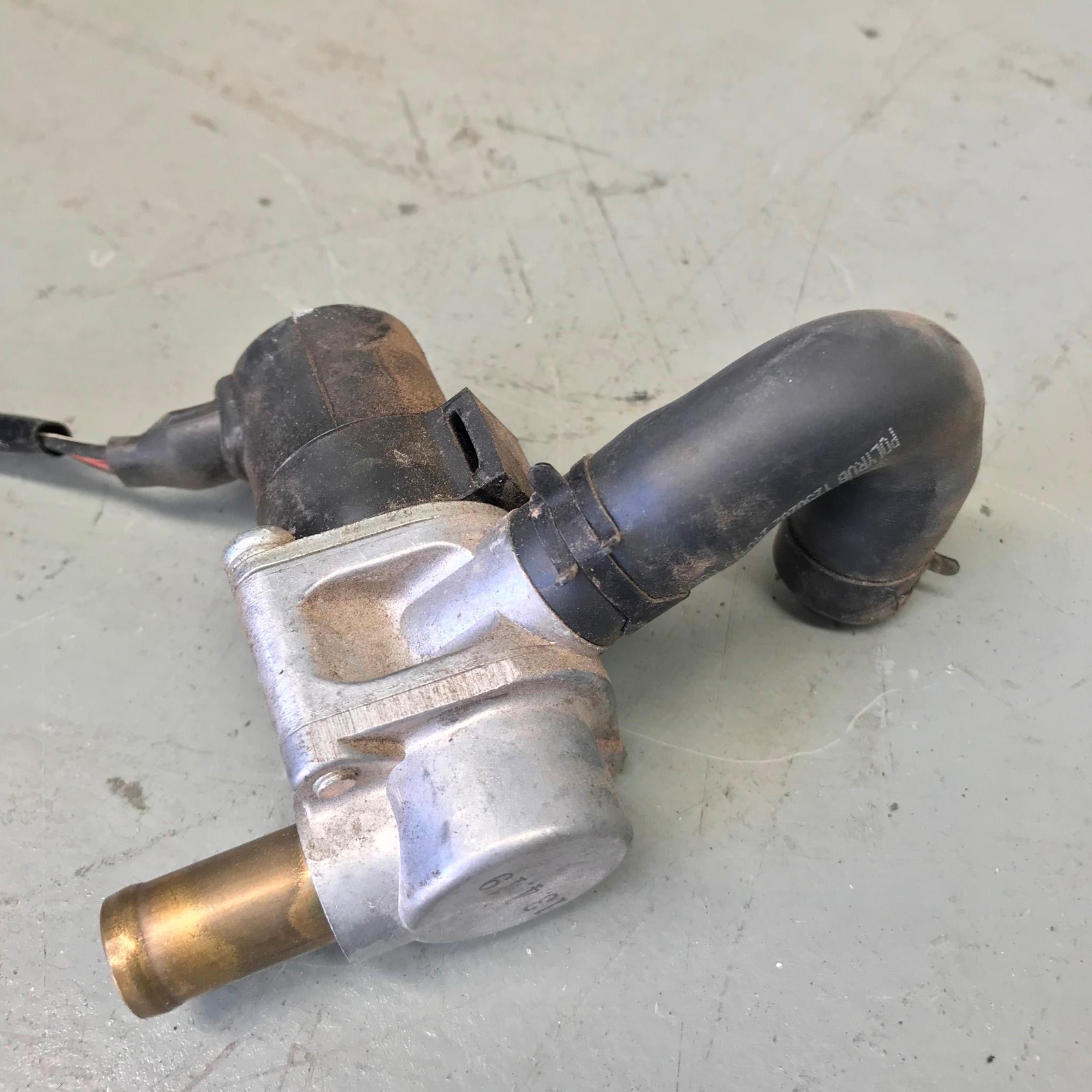 AIR OIL ENGINE VALVE BREATHER CUT OFF SOLENOID TRIUMPH TIGER 1050 SPORT ...