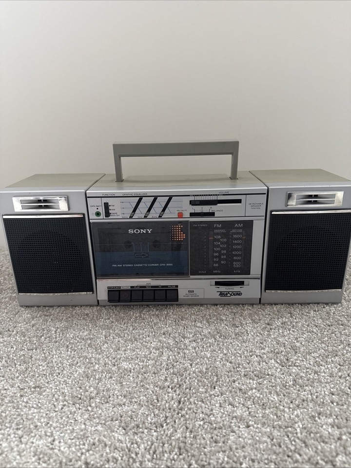 Vintage Sony Transound FM/AM Stereo Cassette Recorder Boombox CFS-3000 ...