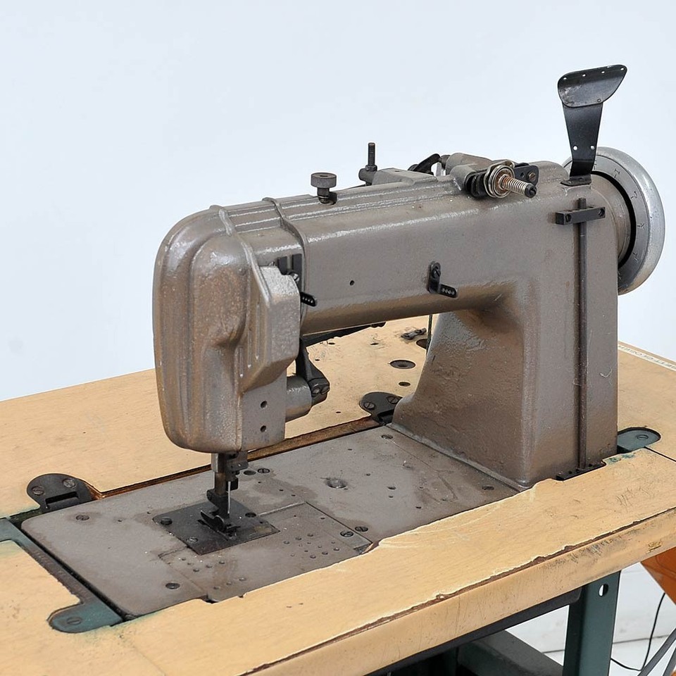Singer 300W103 Industrial Sewing Machine w/ Enduro Clutch Motor 115V ...