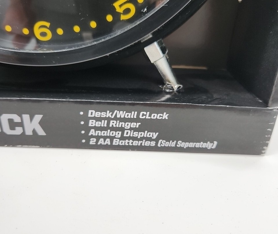 New Batman Desk Clock DC Comics Analog Alarm Bat Logo Accutime Bell ...