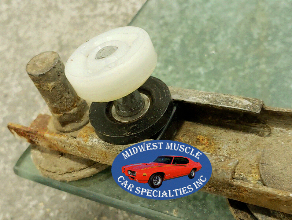 1969 GM GTO Chevelle 442 Door Glass Side Window Crank Regulator Guide ...
