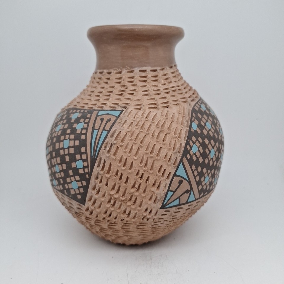 Mata Ortiz Handmade Pottery by Chela Sandoval 6.75" Tall 6" Wide | eBay