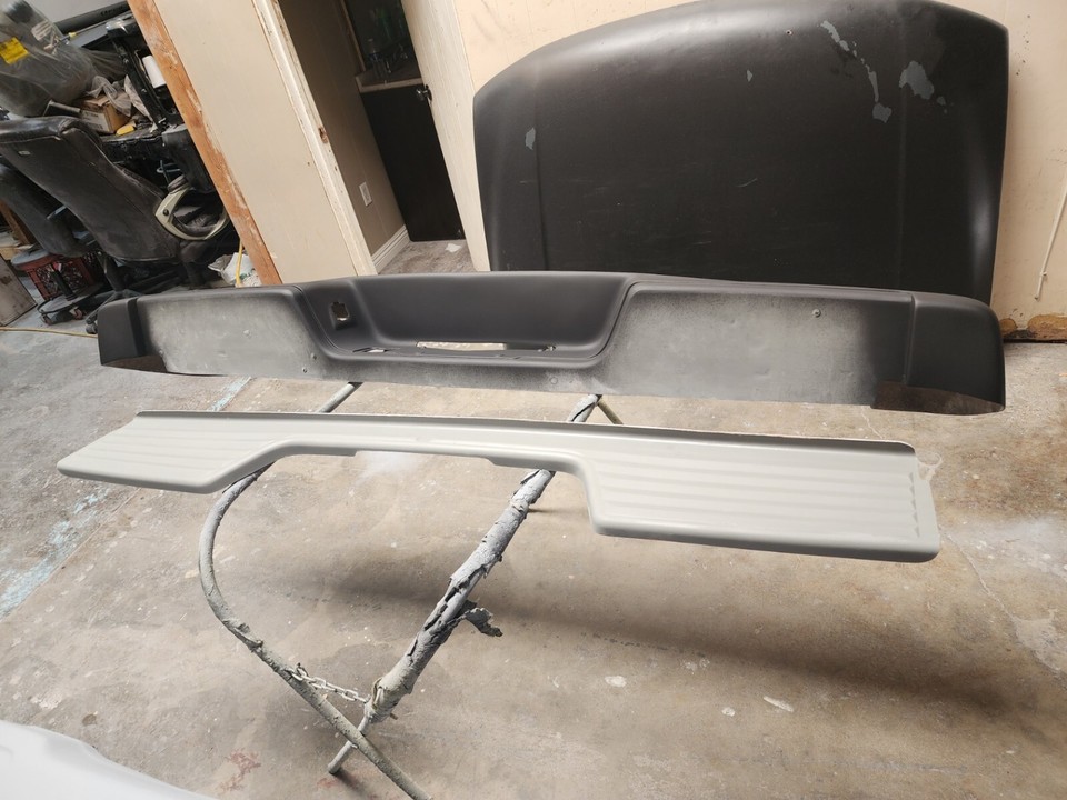 03 06 04 05 Chevrolet Silverado SS Body Kit Cladding & Rear Bumper ...