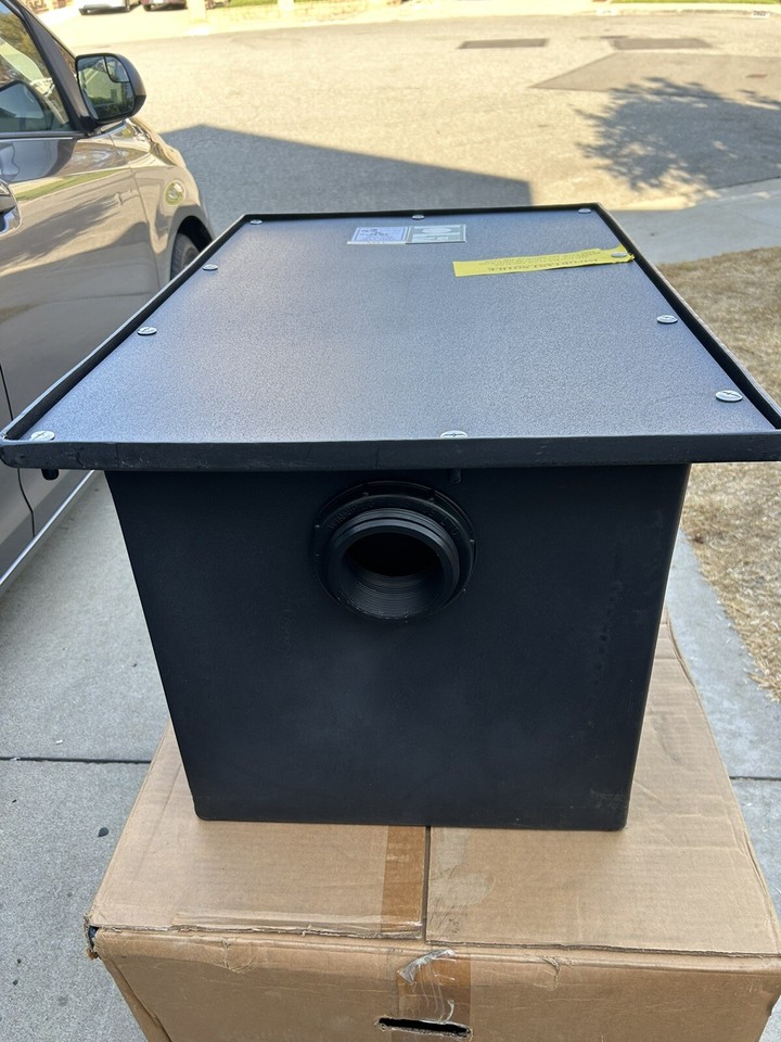 PolyTraps Commercial Grease Trap 35gpm 70lb Cap .Zurn/Ashland. USA .oil ...