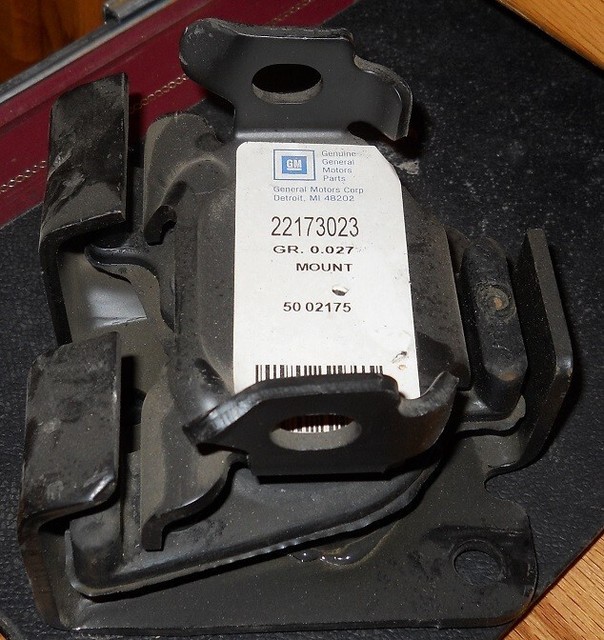 GM Engine Motor Mount 22173023 RB 15138296 for sale online | eBay