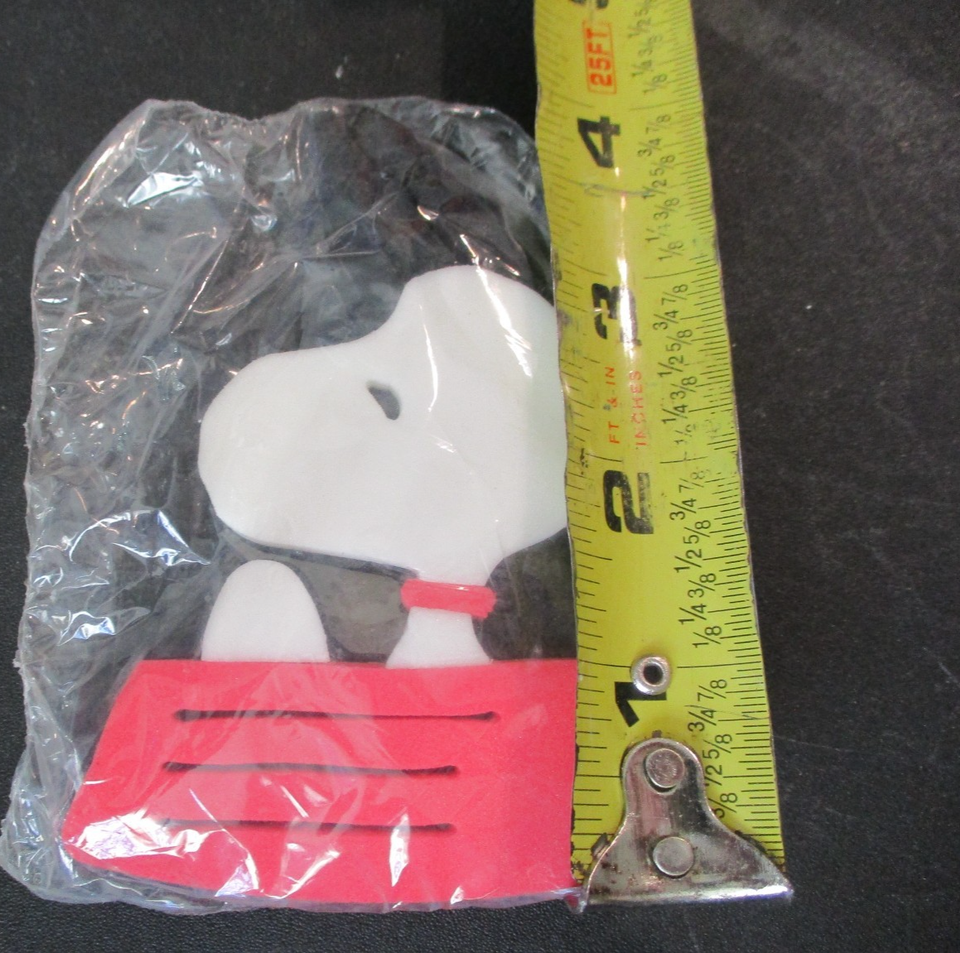 Vintage Peanuts Snoopy Magnet | eBay
