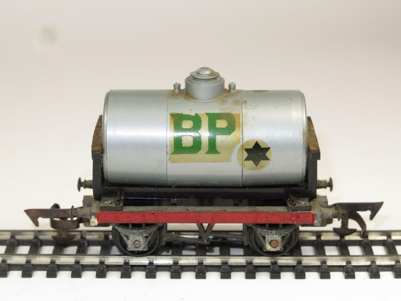 VINTAGE TRI-ANG RAILWAYS OO Gauge Shell BP Tank Wagon R.12 Boxed 1960s ...